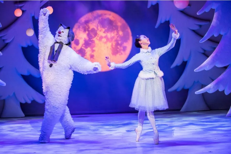Theatre review: The Snowman, Peacock Theatre, London
